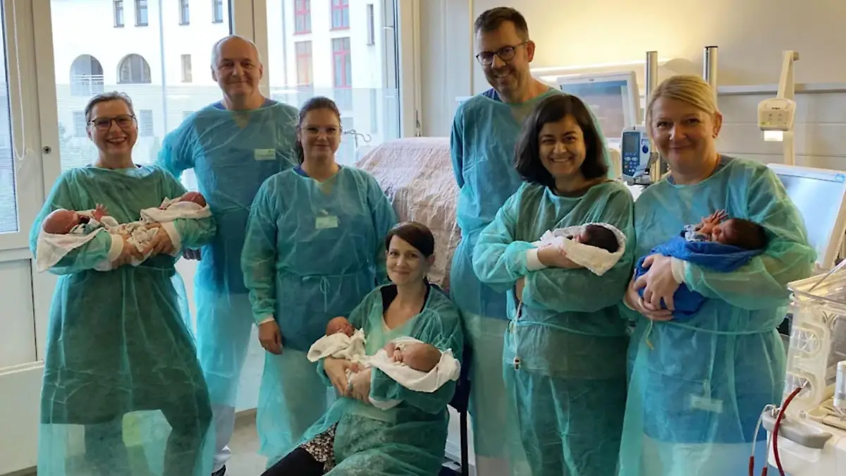 Halle (Saale): Drei Zwillinge am selben Tag im selben Krankenhaus geboren