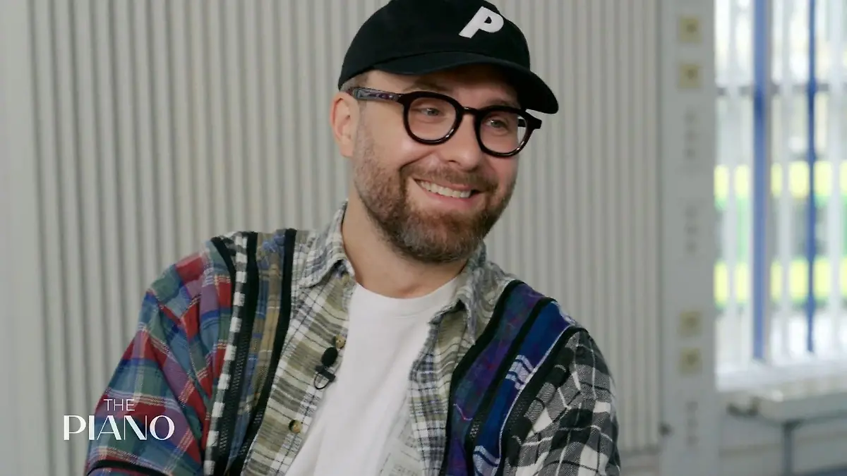 Wette gewonnen: Mark darf Igor einkleiden