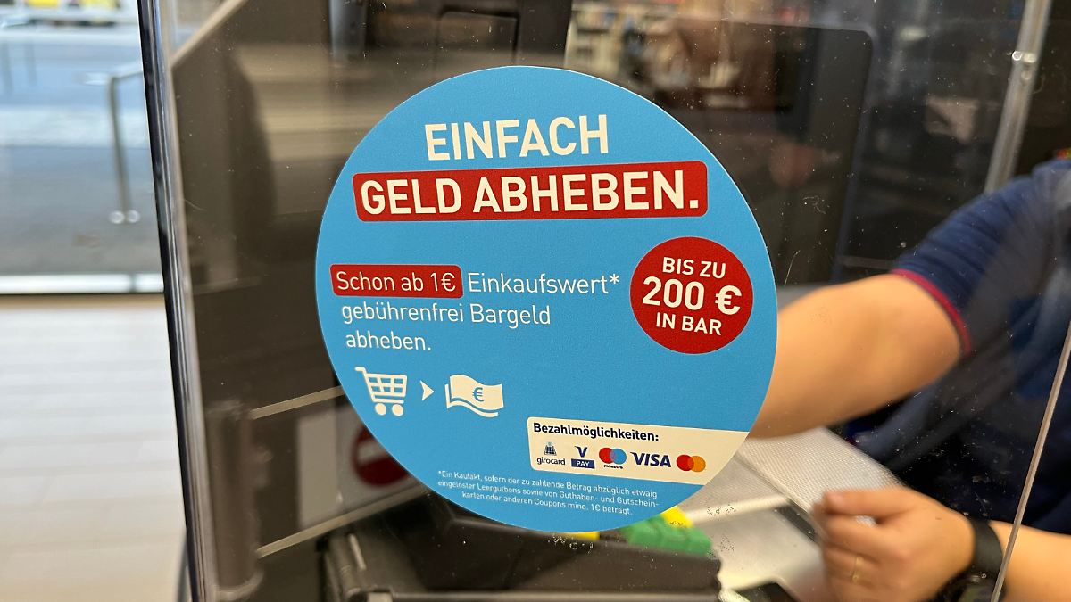 Bei Aldi Nord könnt ihr jetzt Bargeld abheben