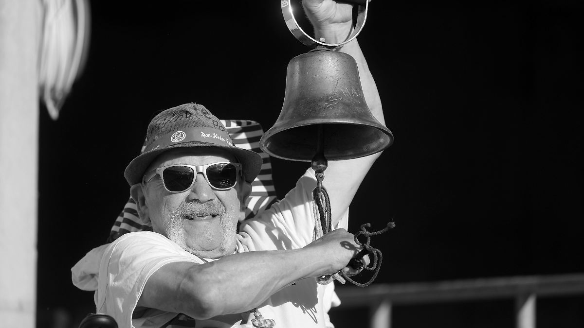 Rot-Weiss Essen trauert um Kult-Fan Horst „Glockenhorst“ Gehle