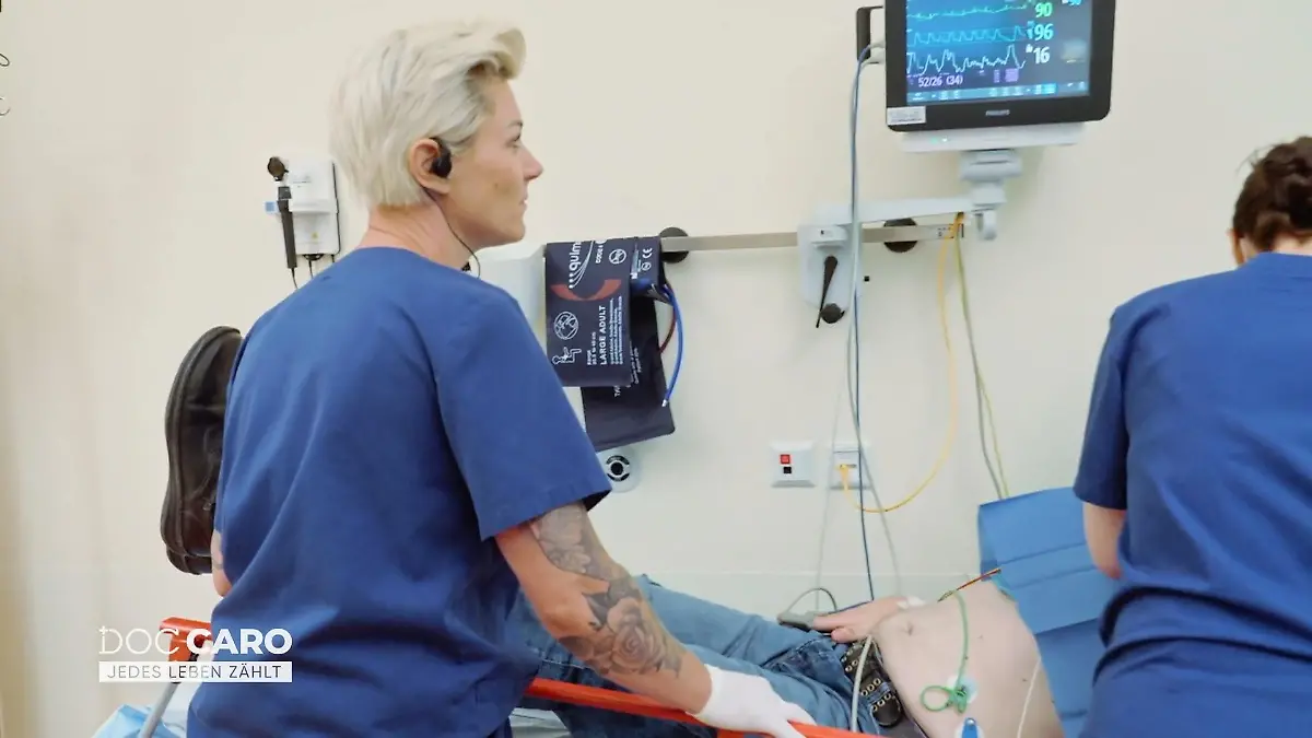 Alarm im Behandlungsraum: Doc Caro kämpft um das Leben ihres Patienten