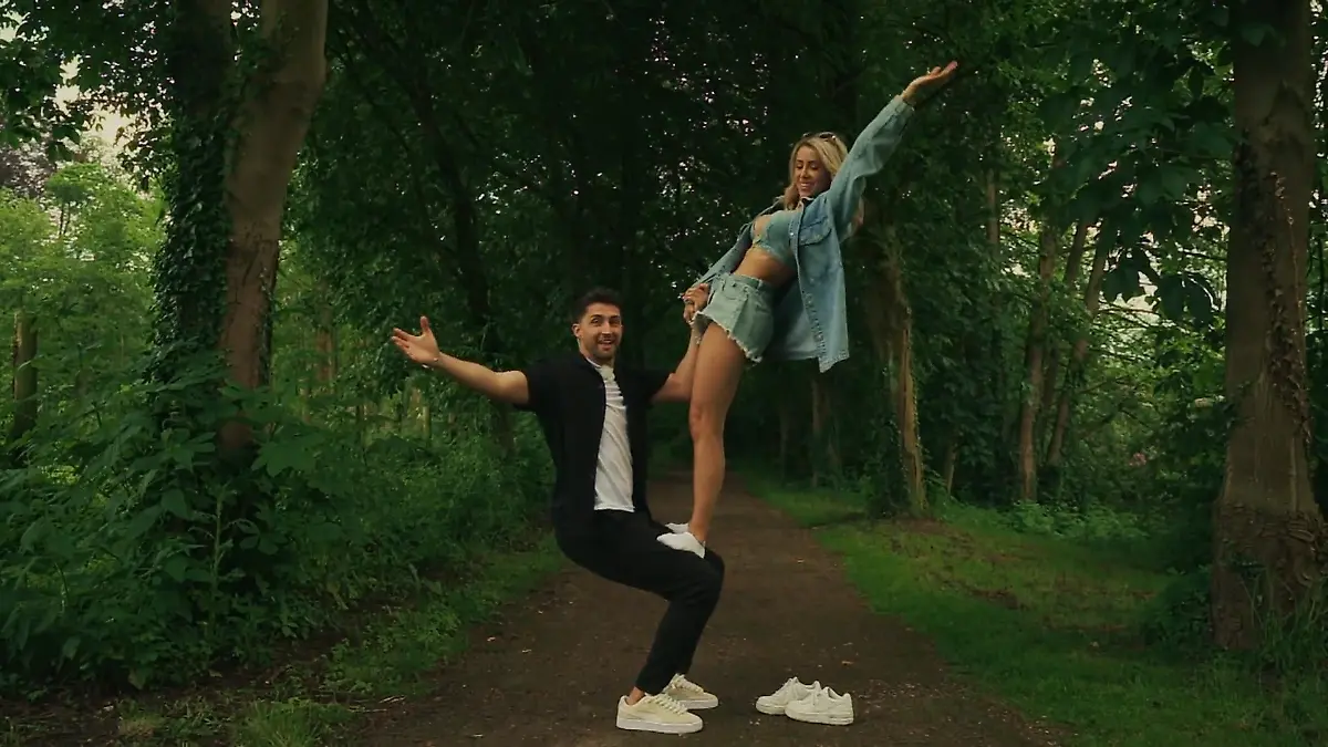 Lorik und Denise: Ein neues Paar zieht ins Sommerhaus ein