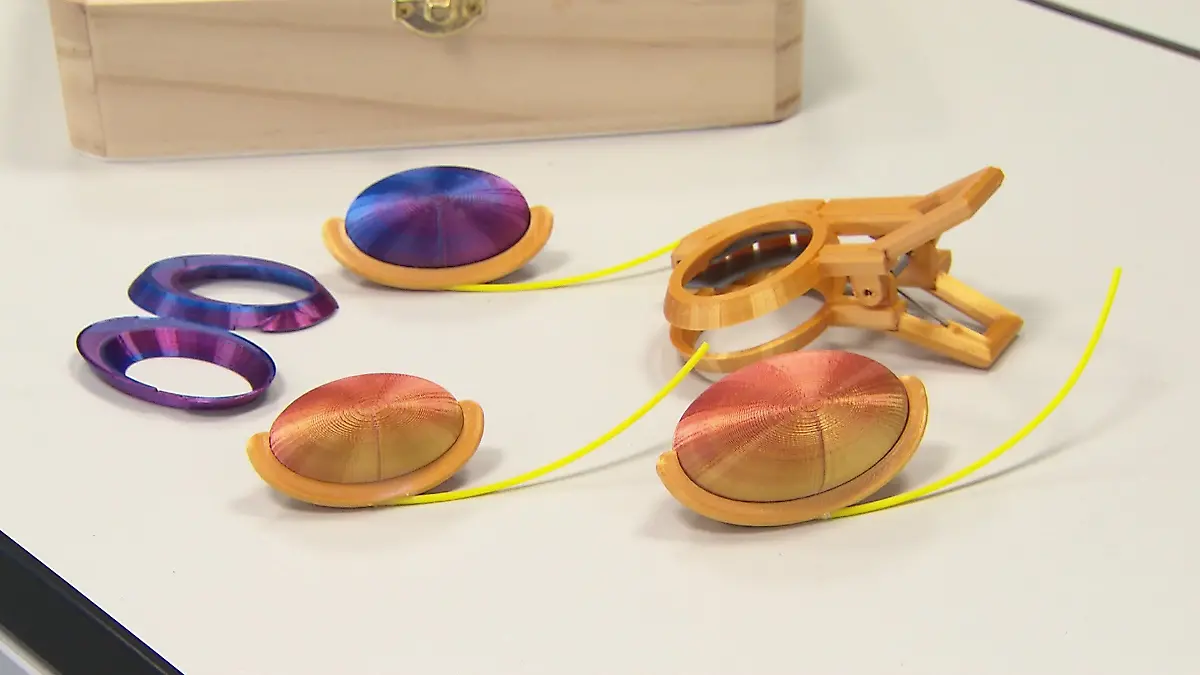 Hat die Pille ausgedient? Hodenklemme packt Verhütung an den Eiern an