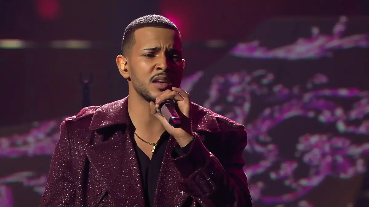 Plötzlich weint die ganze Familie: DSDS-Finalist Philip Matas singt ...