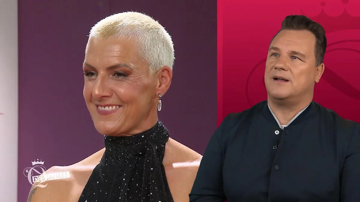 Rückenfrei und elegant: Biancas atemberaubendes Glitzerkleid sorgt für ...