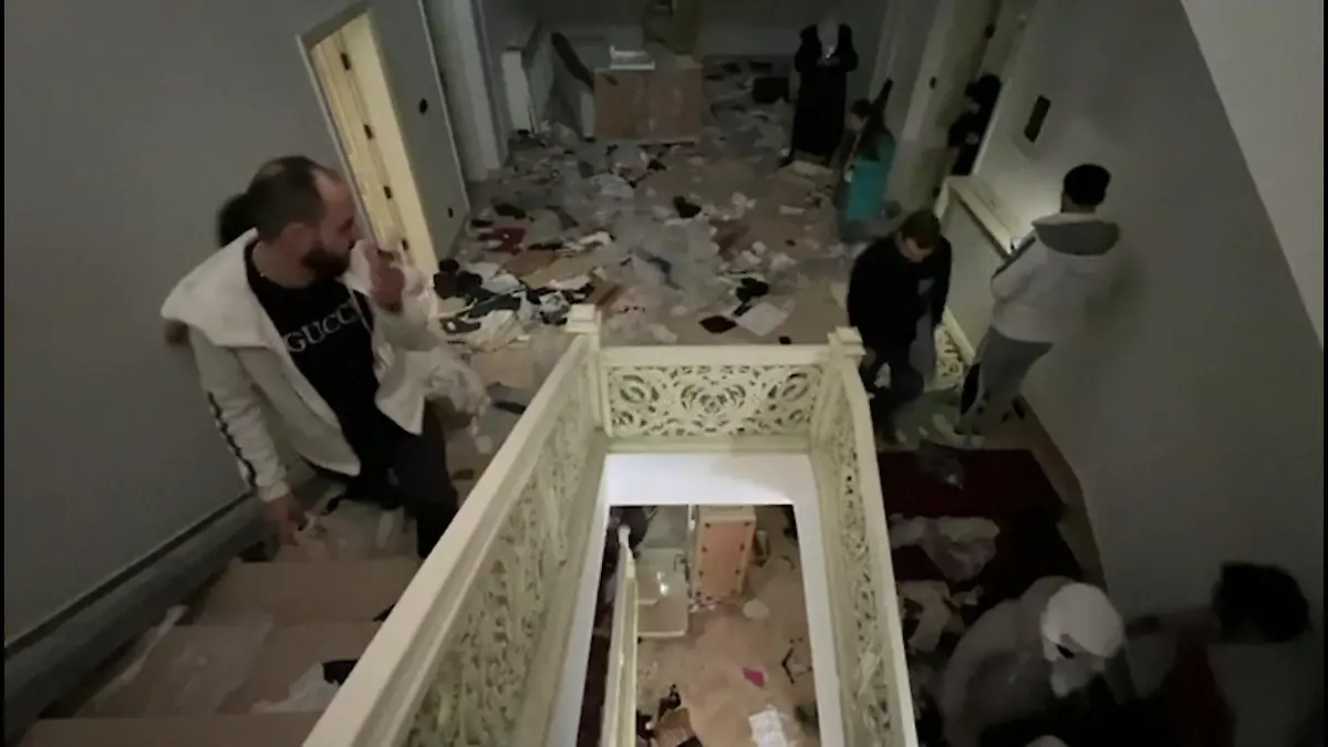 Viele offene Fragen nach Assad-Flucht aus Syrien