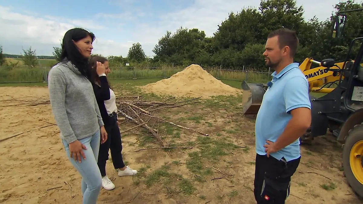 Mit dem Radlader: Eva und Sabrina kämpfen um Marvins Herz