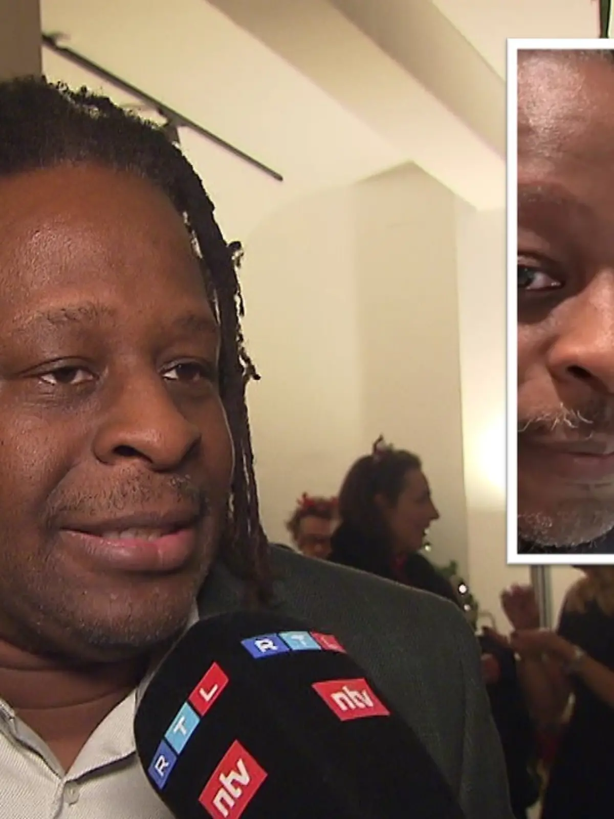 Dschungelcamp-Legende Mola Adebisi schiebt Baby-Nachtschicht: „Ich ...