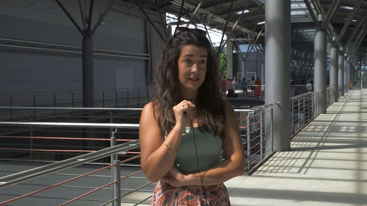 „Unter uns“-Kultfigur Lili Mattern: Sarah V. Zielke verrät, wie es nach ...