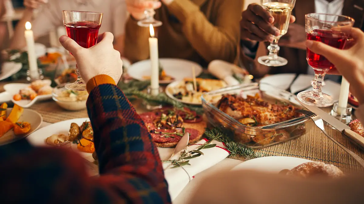 Magenprobleme an Weihnachten: Diese SOS-Tipps helfen bei Gastritis und ...