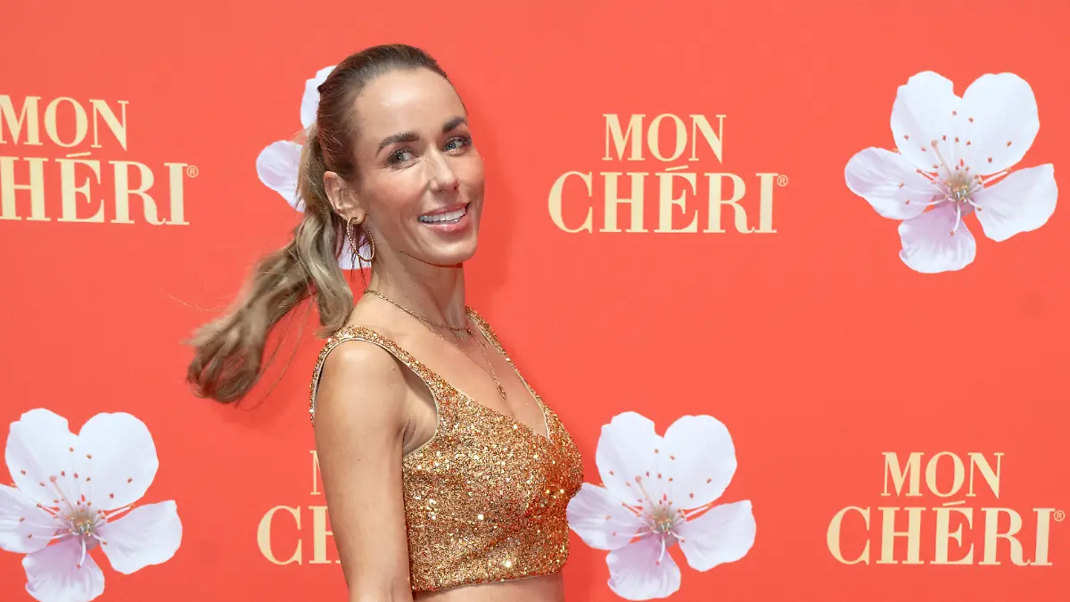 Ho, ho, hot! Annemarie Carpendale heizt ihren Fans ein