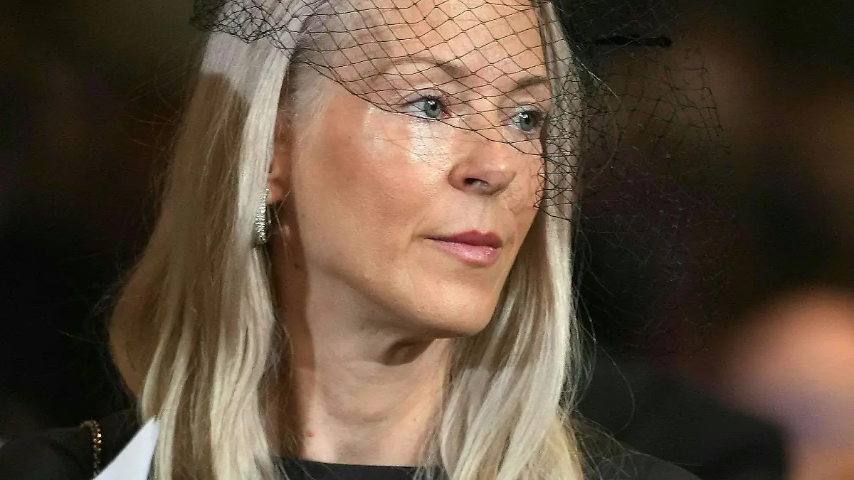 Richard Lugners Witwe wurde mit dem Tod bedroht – Strafantrag!