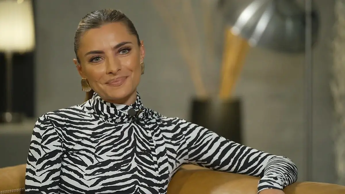 Sophia Thomalla: DARUM sitzt sie bei Australian Open nicht mehr bei ...