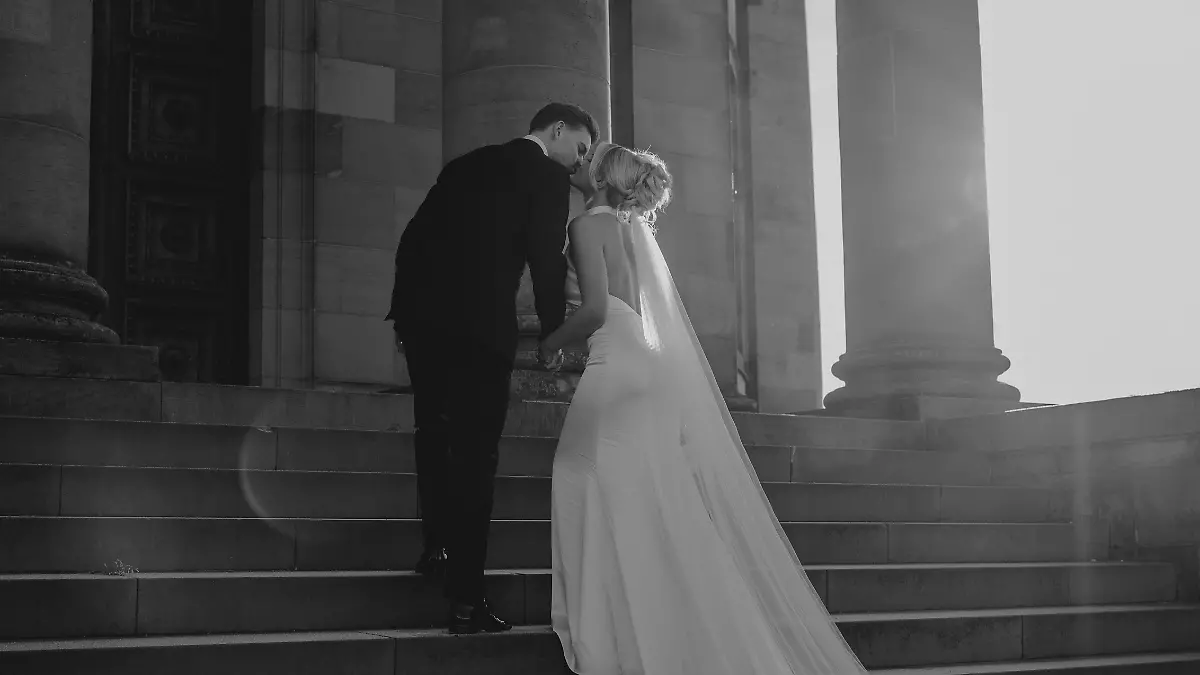 Lea Prinz heiratet DFB-Star Maxi Mittelstädt! Hochzeits-Bilder zeigen ihre Liebe