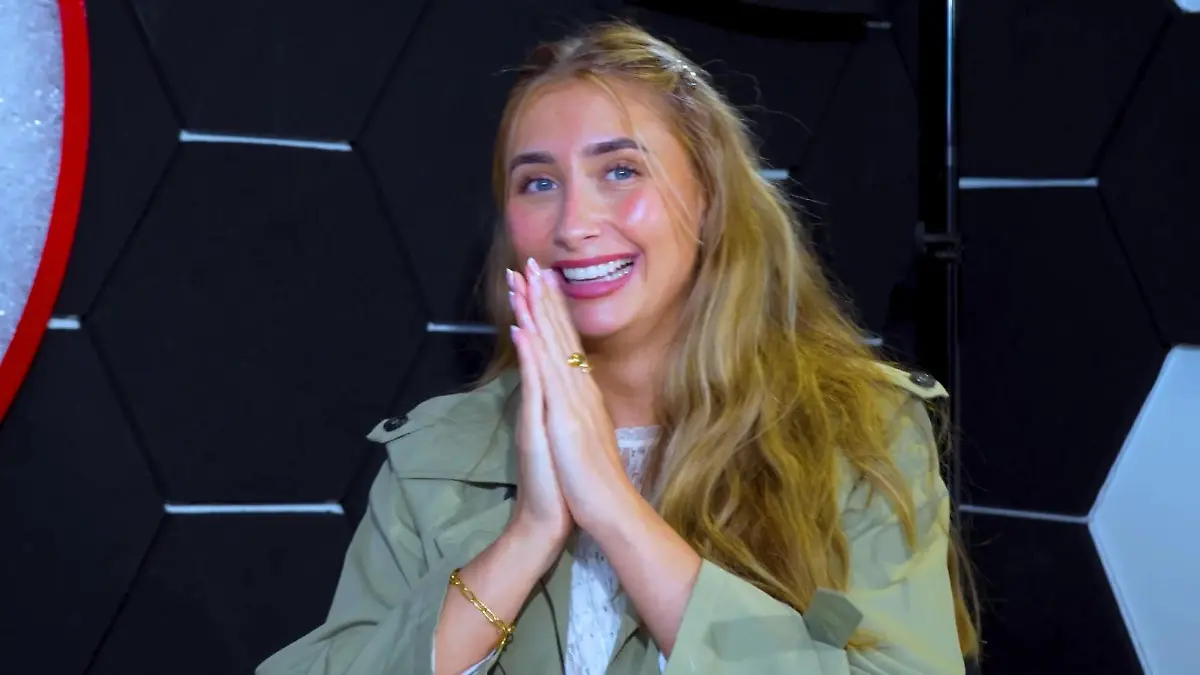 DAS ist für ihre Kinder kein Tabu!: OnlyFans-Model Lily Phillips teilt ...