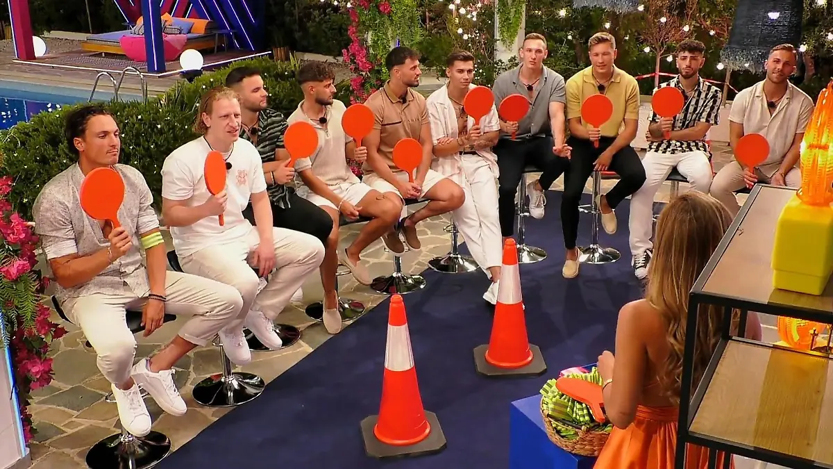 Make Love, Fake Love 2025: Karina Wagner sucht die große Liebe – so ...