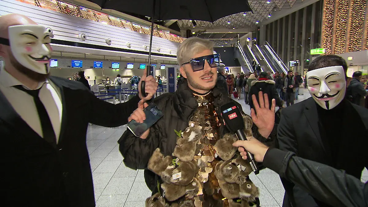 Dschungelcamp 2025: Warum bereits der Abflug für Sam Dylan eine Dschungelprüfung ist!