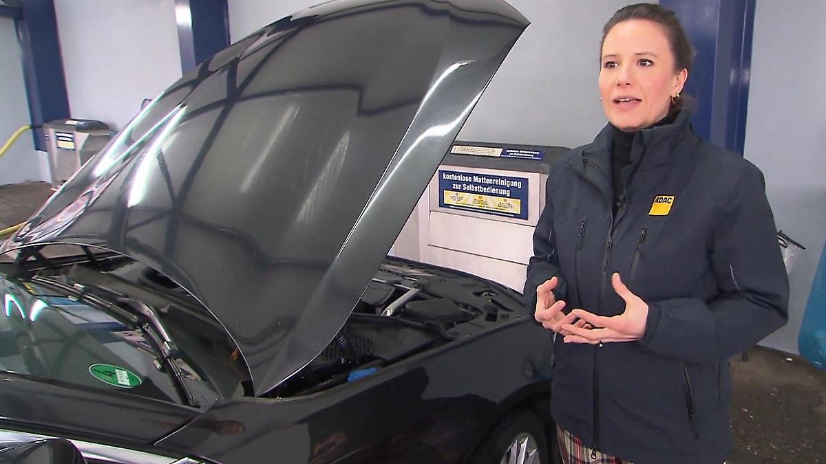 Im Winter in die Waschstraße – gut oder schlecht fürs Auto? DAS sagen ...