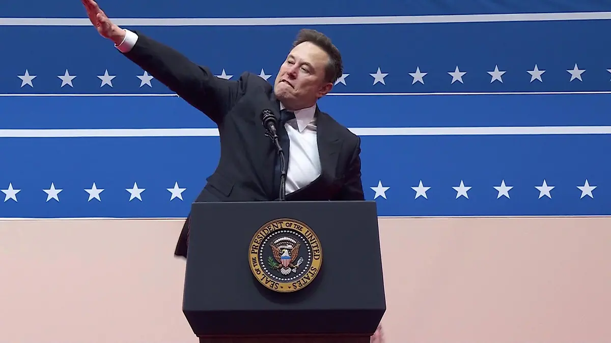 Bei Amtseinführung von Trump: Macht Elon Musk hier den Hitlergruß?