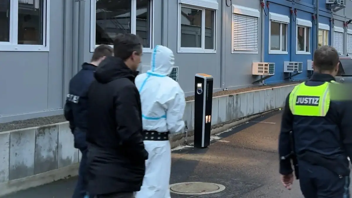 Aschaffenburg-Verdächtiger vor Haftrichter: Tödliche Messerattacke – Enamullah O. kommt in ...