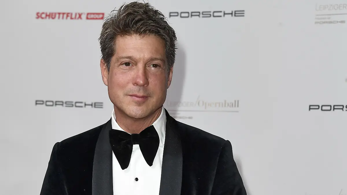 TV-Star Sebastian Deyle bricht bei Dreharbeiten zusammen – Not-OP!