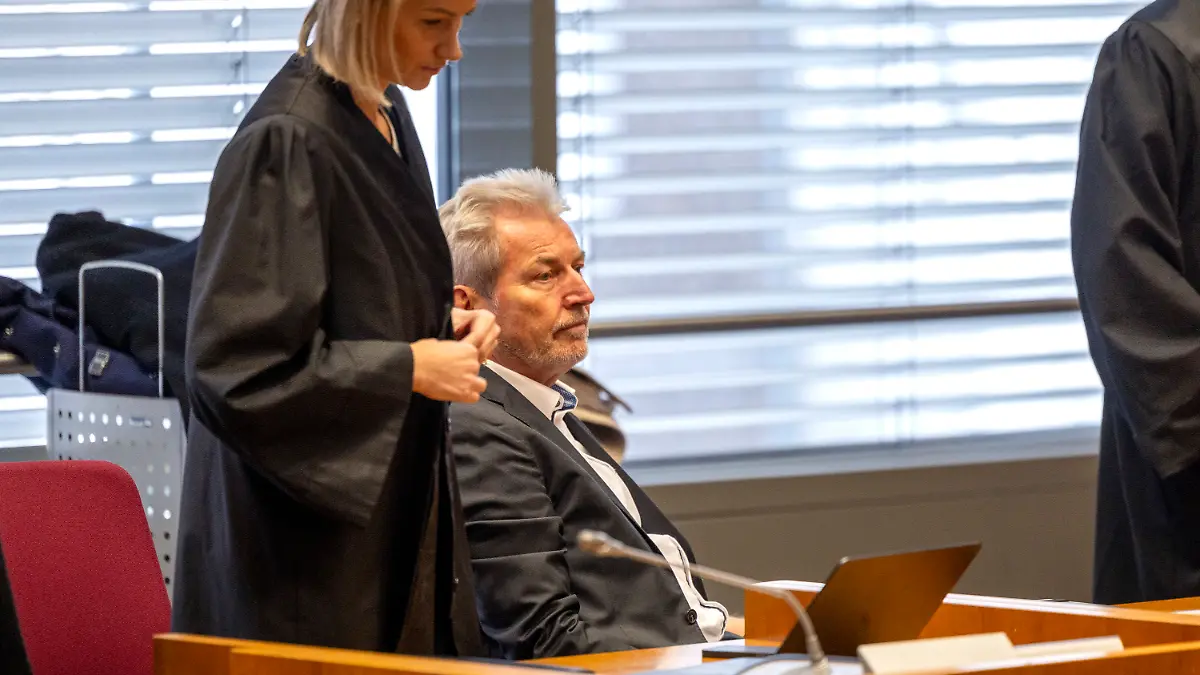 Bonn: Dr. Michael Winterhoff vor Gericht - gab er Kindern ohne ...