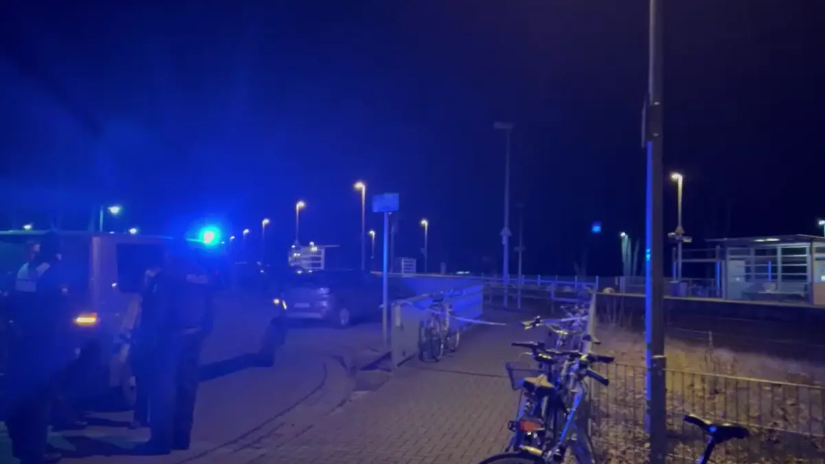 Messerangriff in Hodenhagen: Mann sticht mehrfach auf 19-Jährige ein – kannten sich Opfer und Täter?