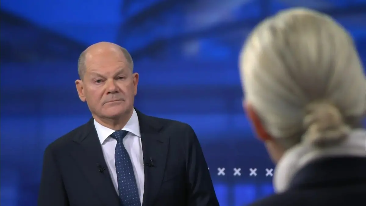 Quadrell bei RTL: Scholz und Weidel: Zoff um "Vogelschiss"-Aussage