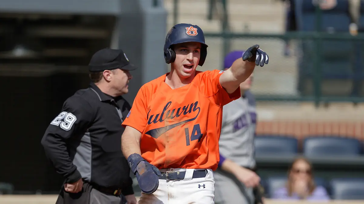 Baseball-Talent Cade Belyeu gelingt Homerun - wenige Stunden nach dem ...
