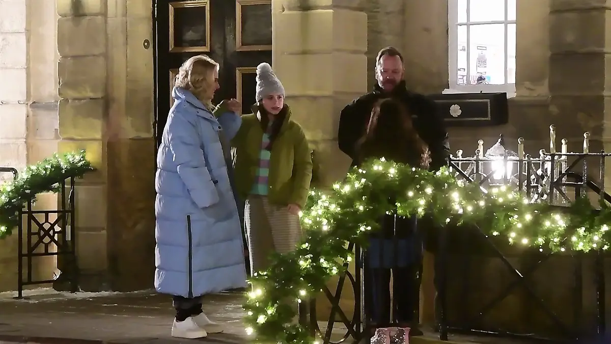 Robbie Williams: Tochter Teddy bei den Dreharbeiten ihres ersten Films ...