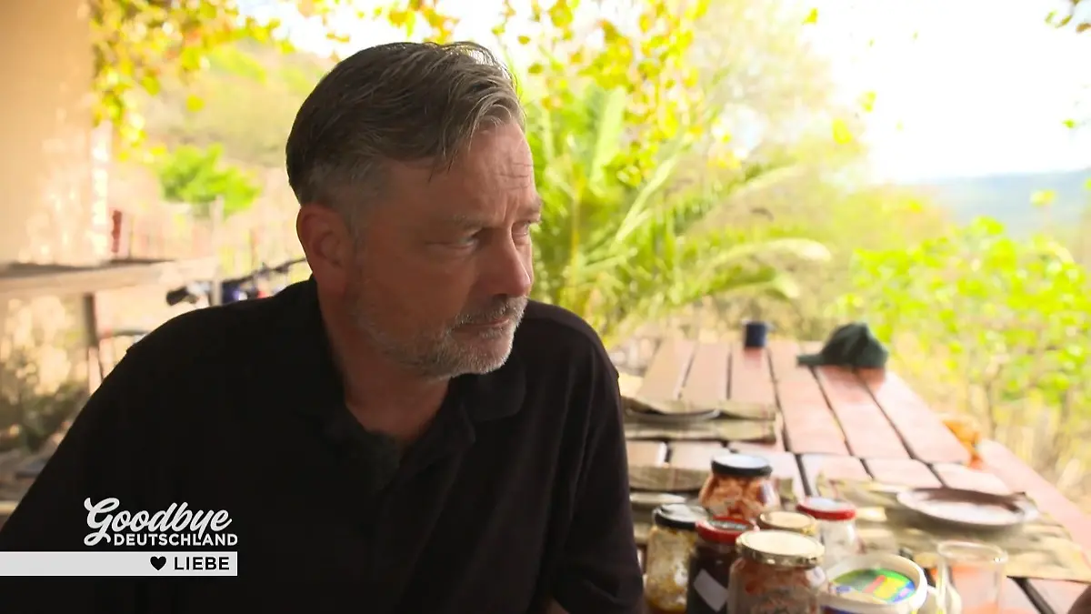 Lorenz Büffel macht seine geheime Leidenschaft öffentlich