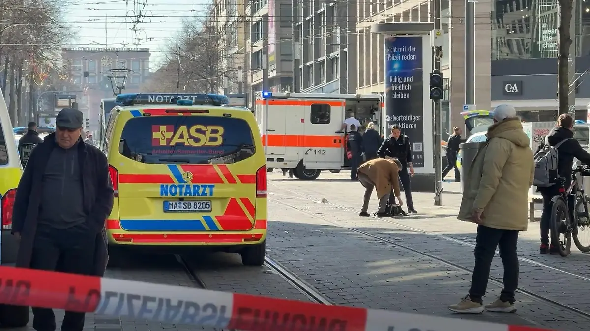 Auto rast in München in Verdi-Demonstration – Augenzeugin berichtet