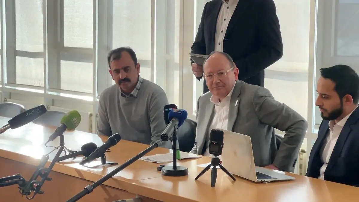 Messerangriff in Villach: Alex (14) stirbt bei IS-Anschlag – Ex ...