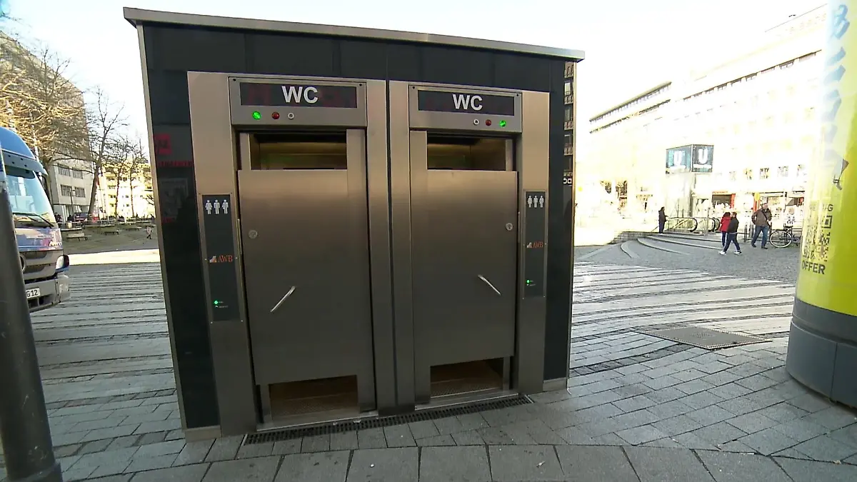 Michael Meagher (9) auf Straße erschossen - warum griff sein Stiefvater ...