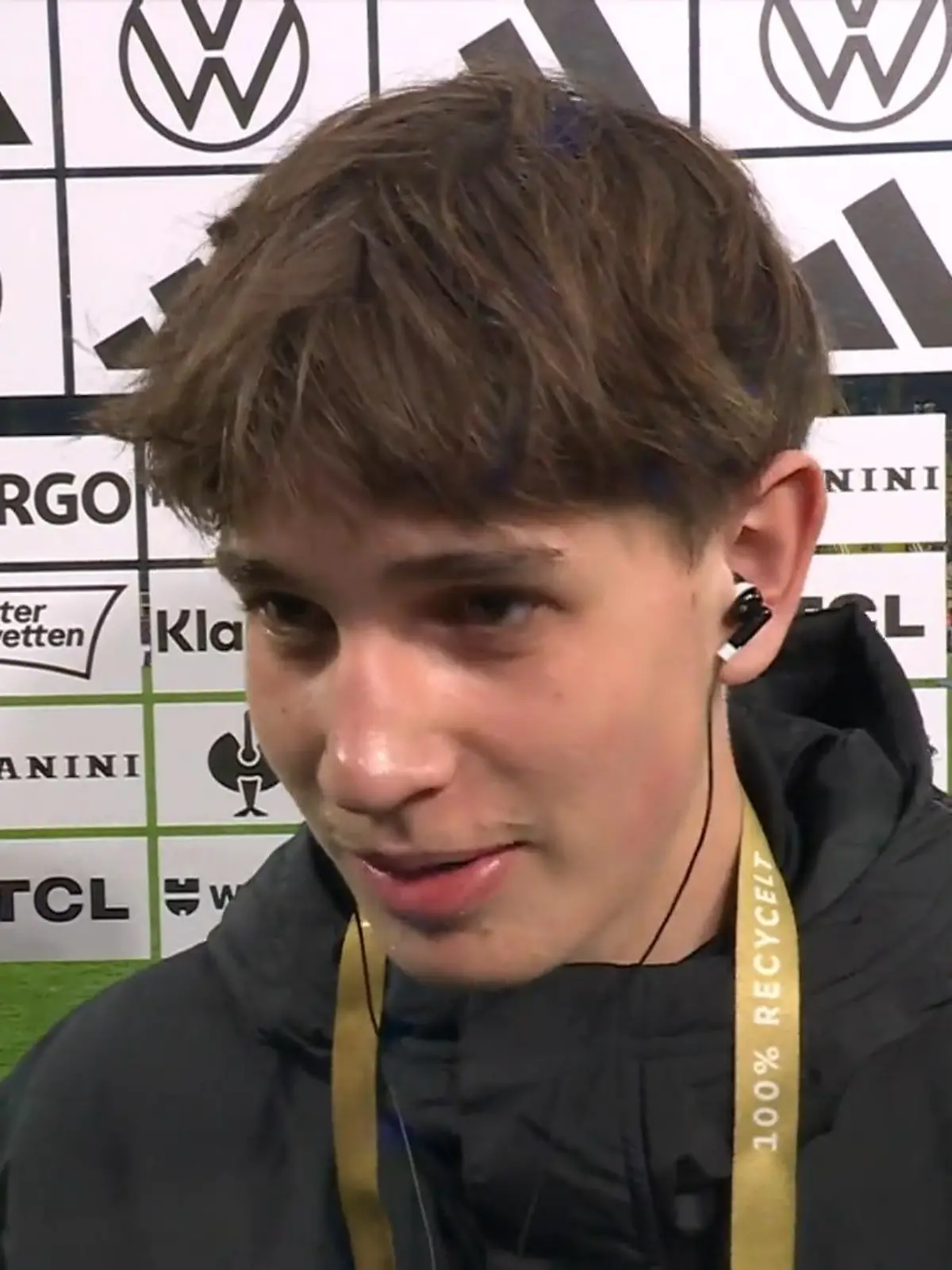 15-jähriger wird zum Helden: Balljunge sorgt für furioses DFB-Tor