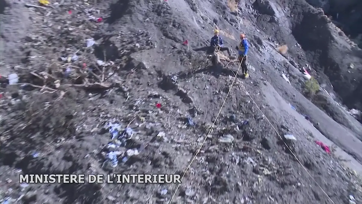 Messerangriff in Villach: Alex (14) stirbt bei IS-Anschlag – Ex ...