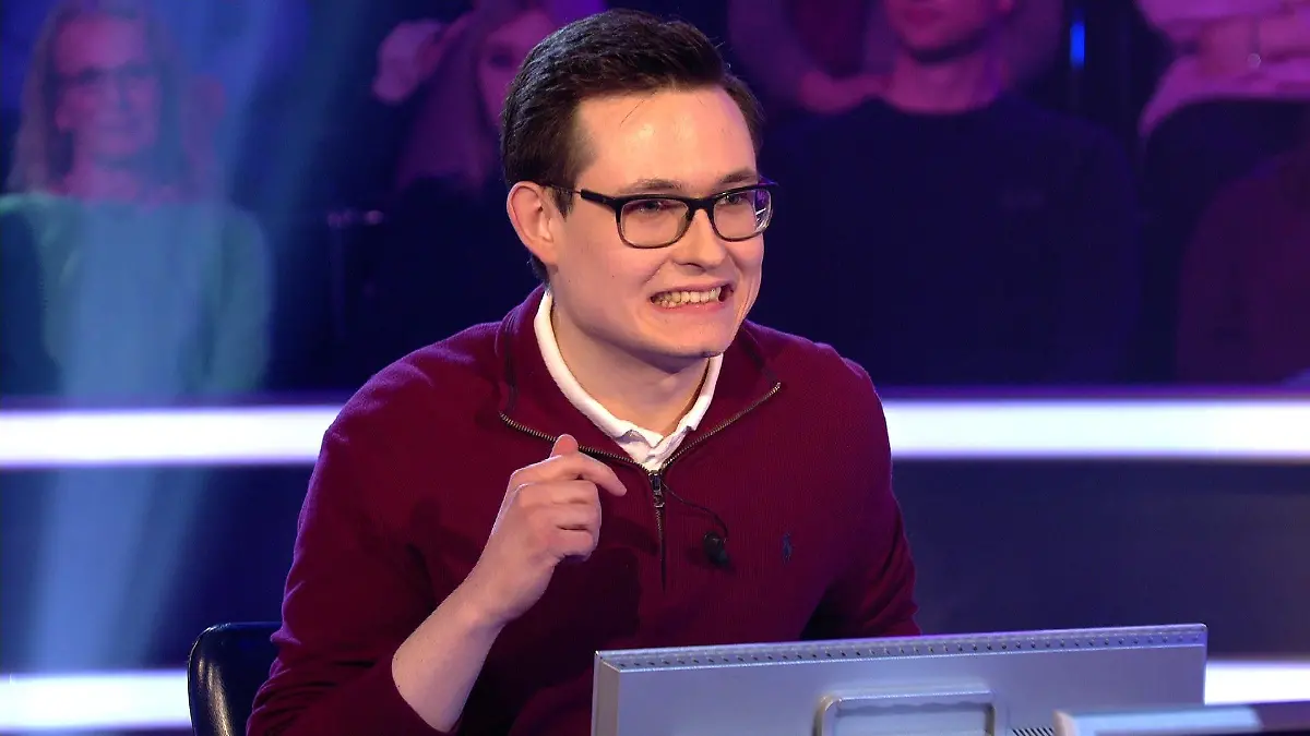 „Charmeur!” „Wer wird Millionär?”-Kandidatin auf Flirtkurs mit Günther ...