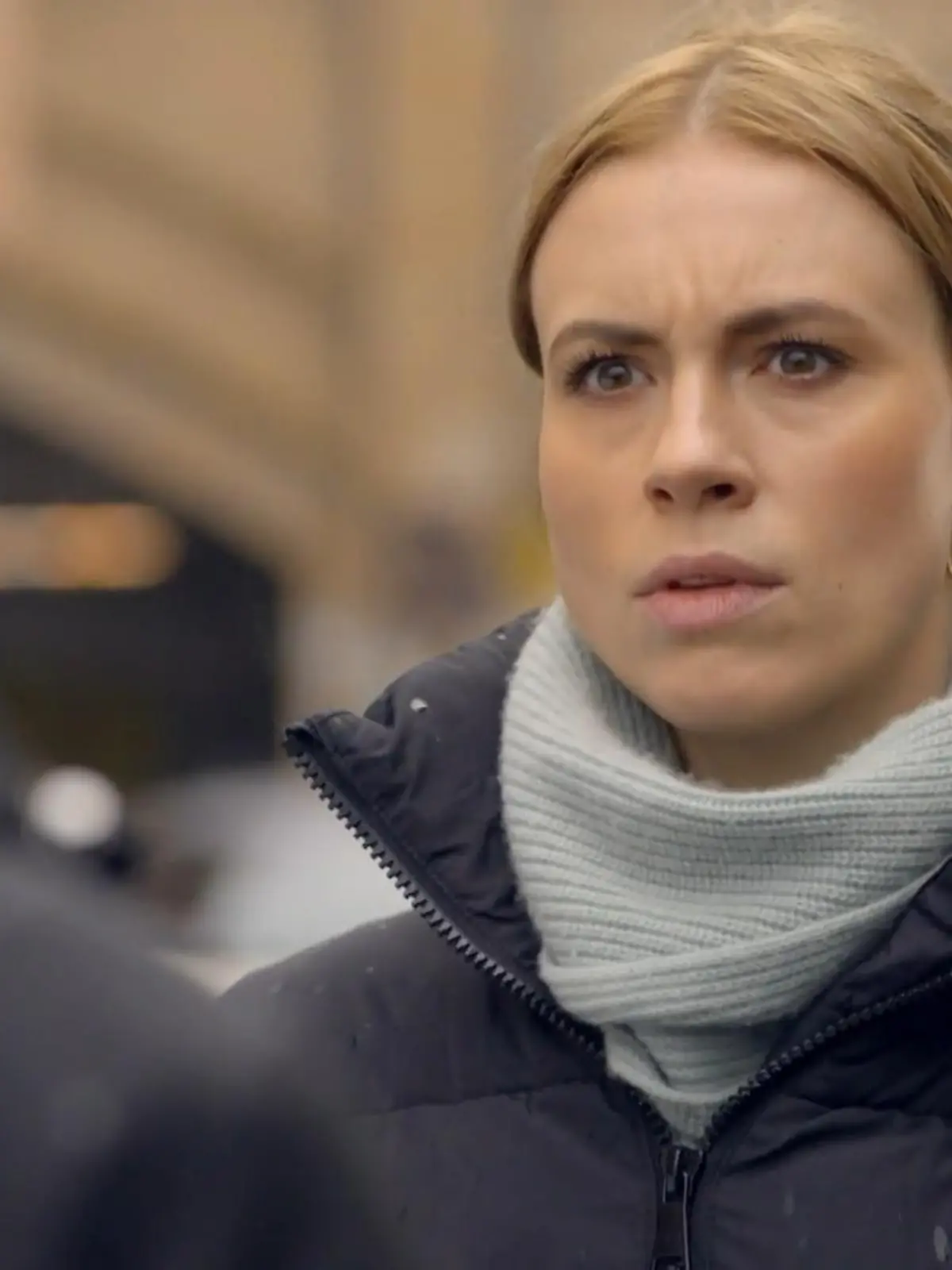 GZSZ-Folge 8239 vom 26. März 2025 im TV: Jo Gerner schwebt in Lebensgefahr!