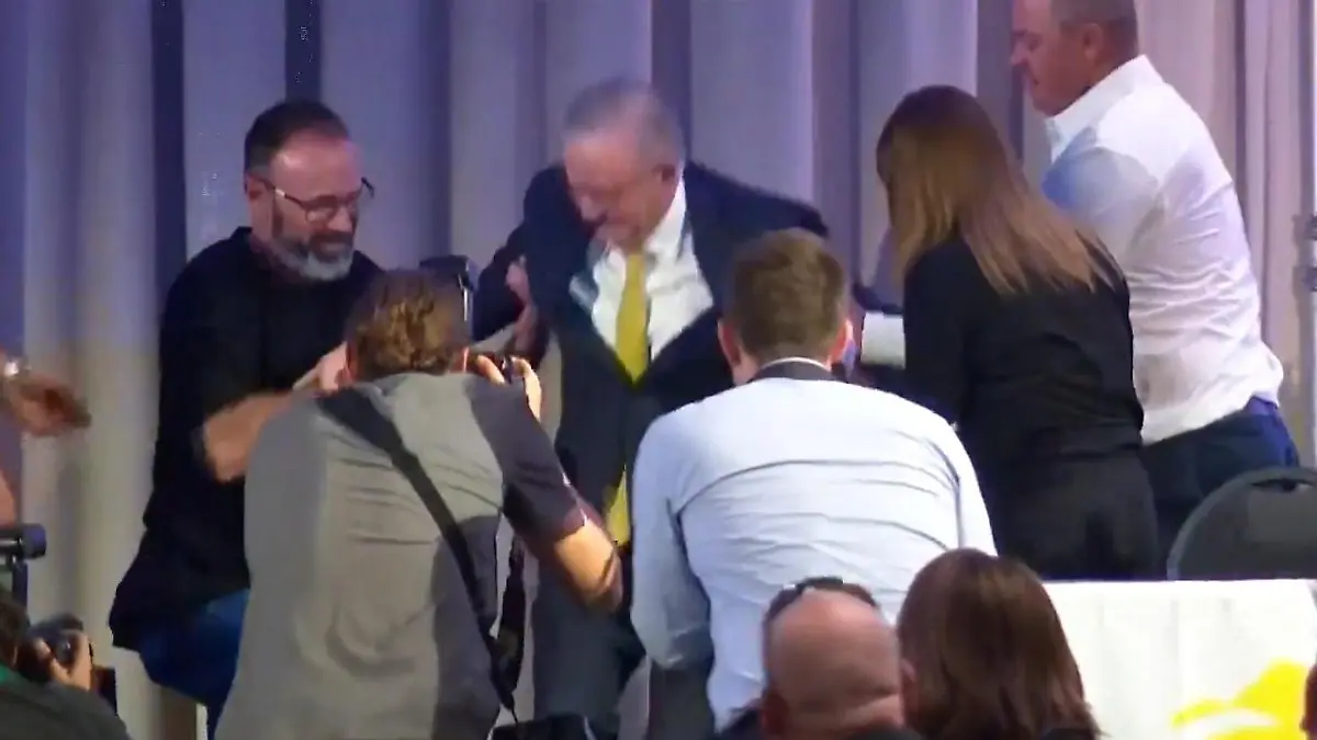 Bundestagswahl 2025: „Rambo Zambo“ mit Friedrich Merz! Schnappt sich ...