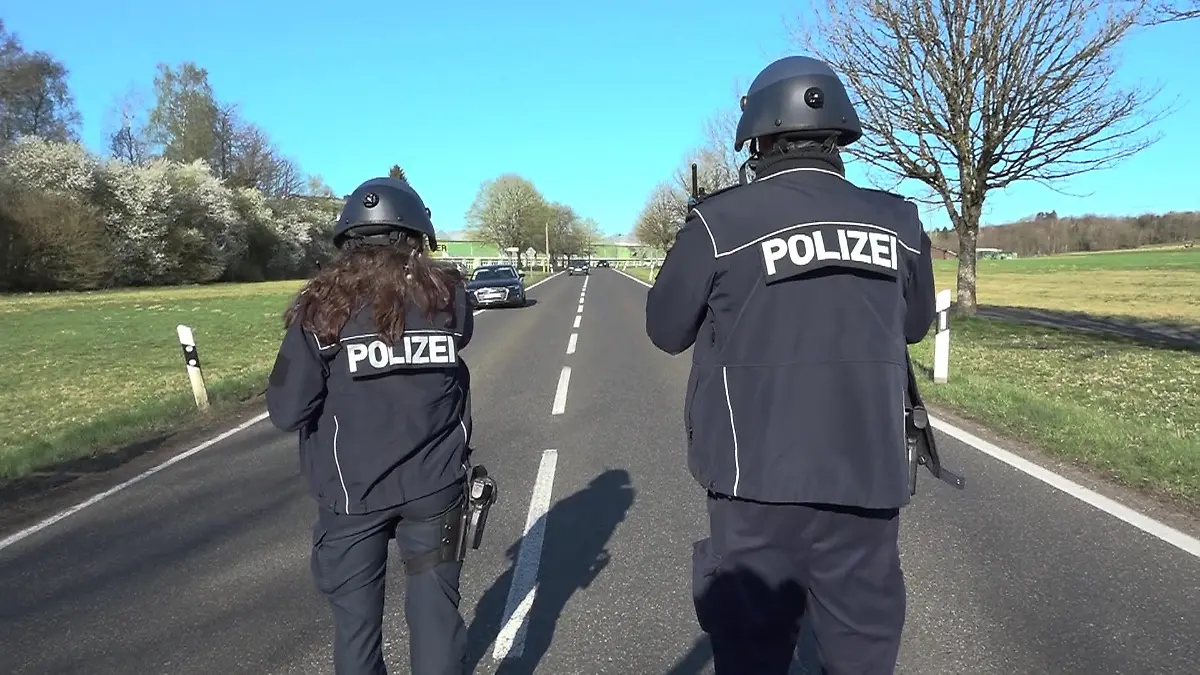 Illegales Autorennen in Hamburg-Billstedt - Staatsanwalt klagt auf gemeinschaftlichen Mord