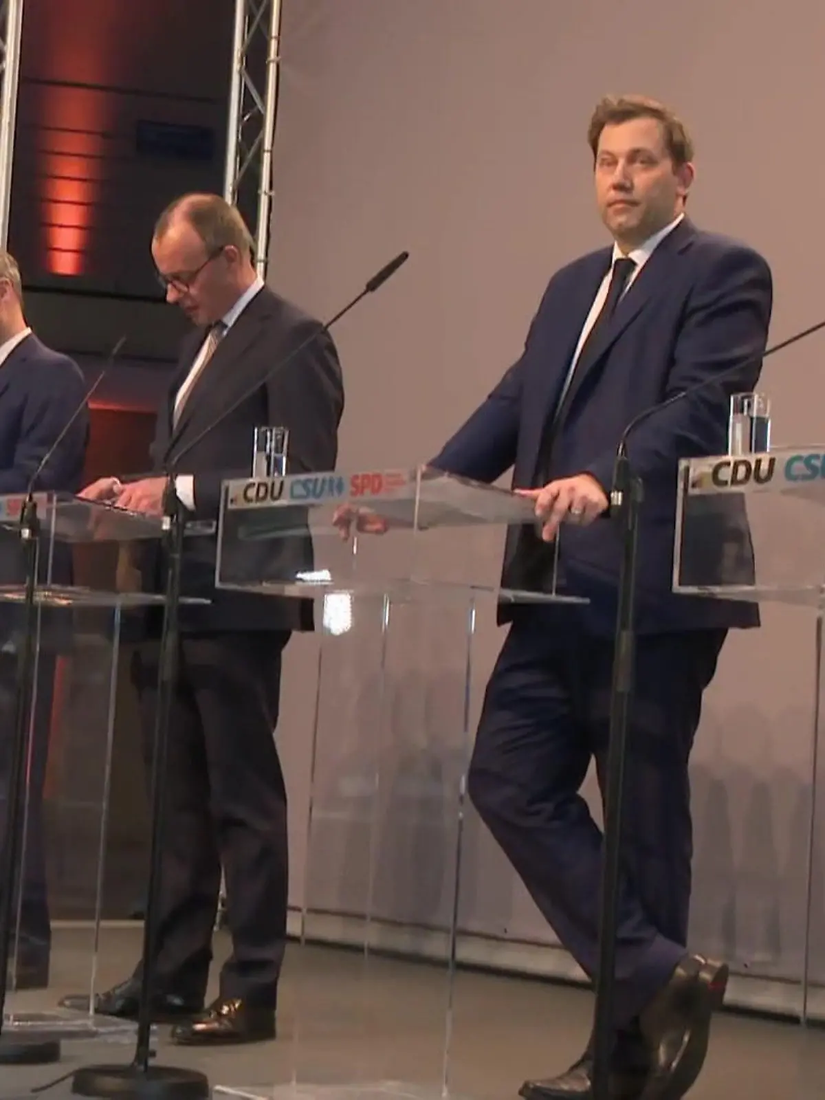 Wer bekommt was?: Union und SPD teilen Ministerien auf