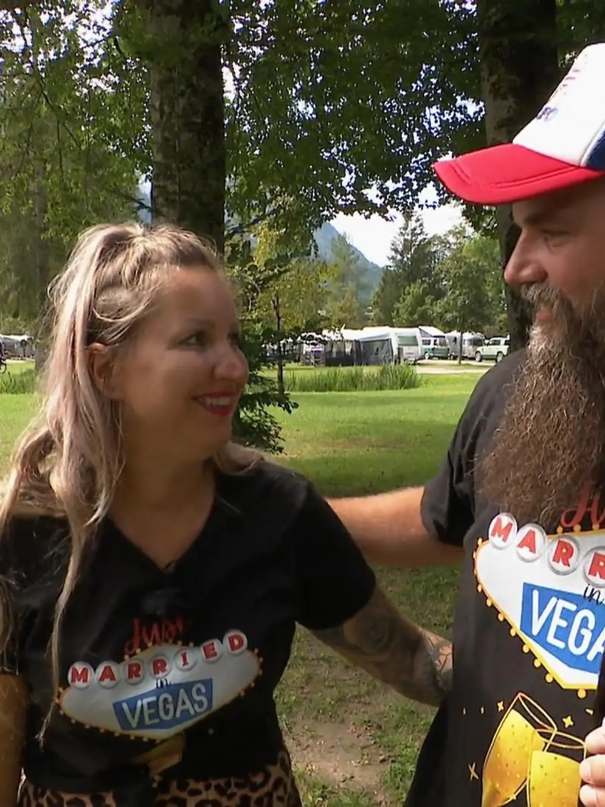 Endlich gutes Wetter: Jules, Max und die Kinder erkunden die Klamm