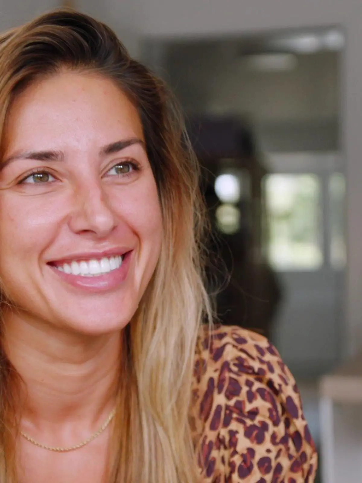 Jana Azizi: Alle News & Infos