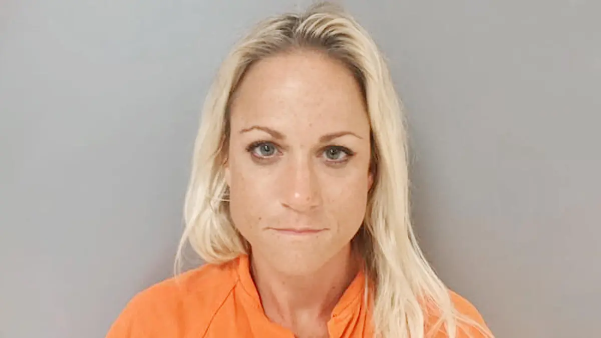 USA: Lehrerin Cynthia Perkins ließ Schüler das Sperma ihres Mannes essen