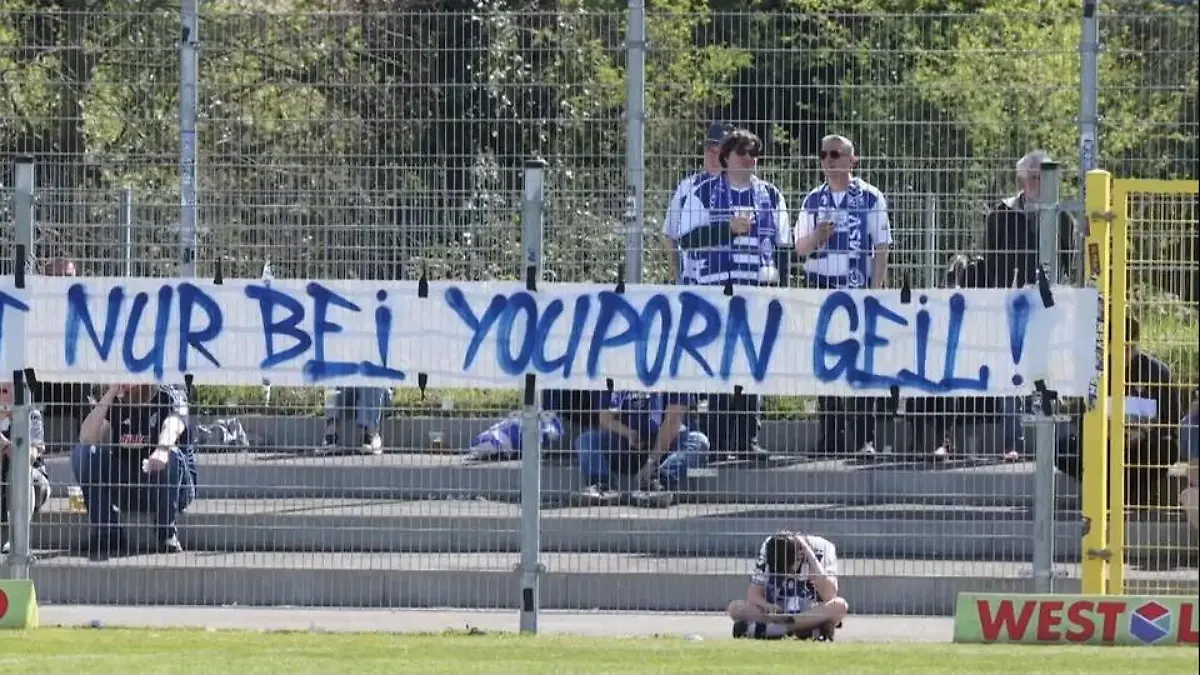 Deutschem Skydiver Max Manow gelingt endloser Fallschirmsprung über dem ...