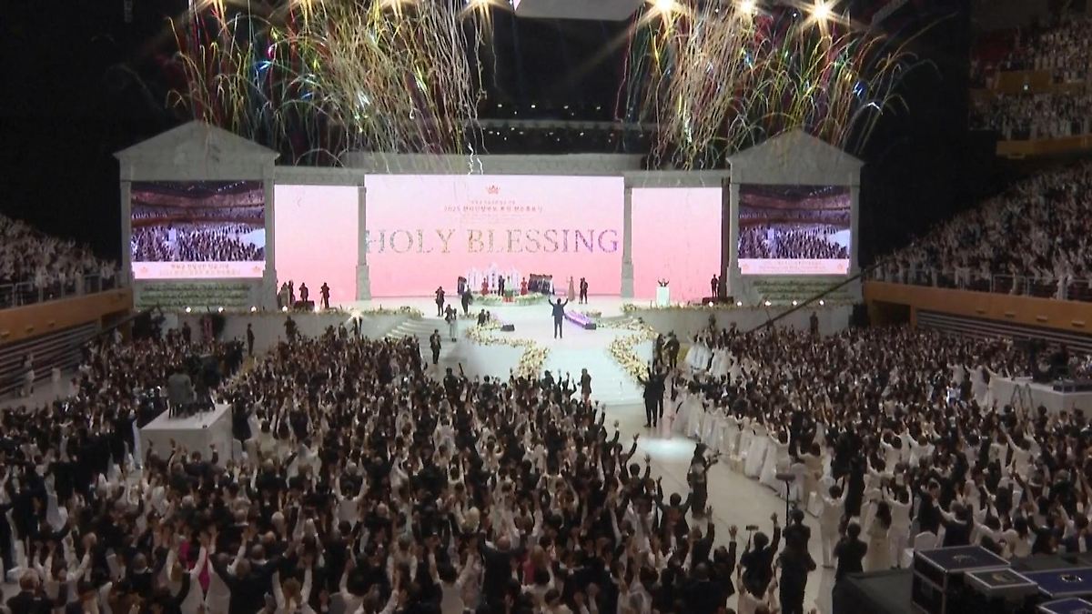 Südkorea: Moon-Sekte feiert Massenhochzeit! Jetzt läuft der Sex-Countdown