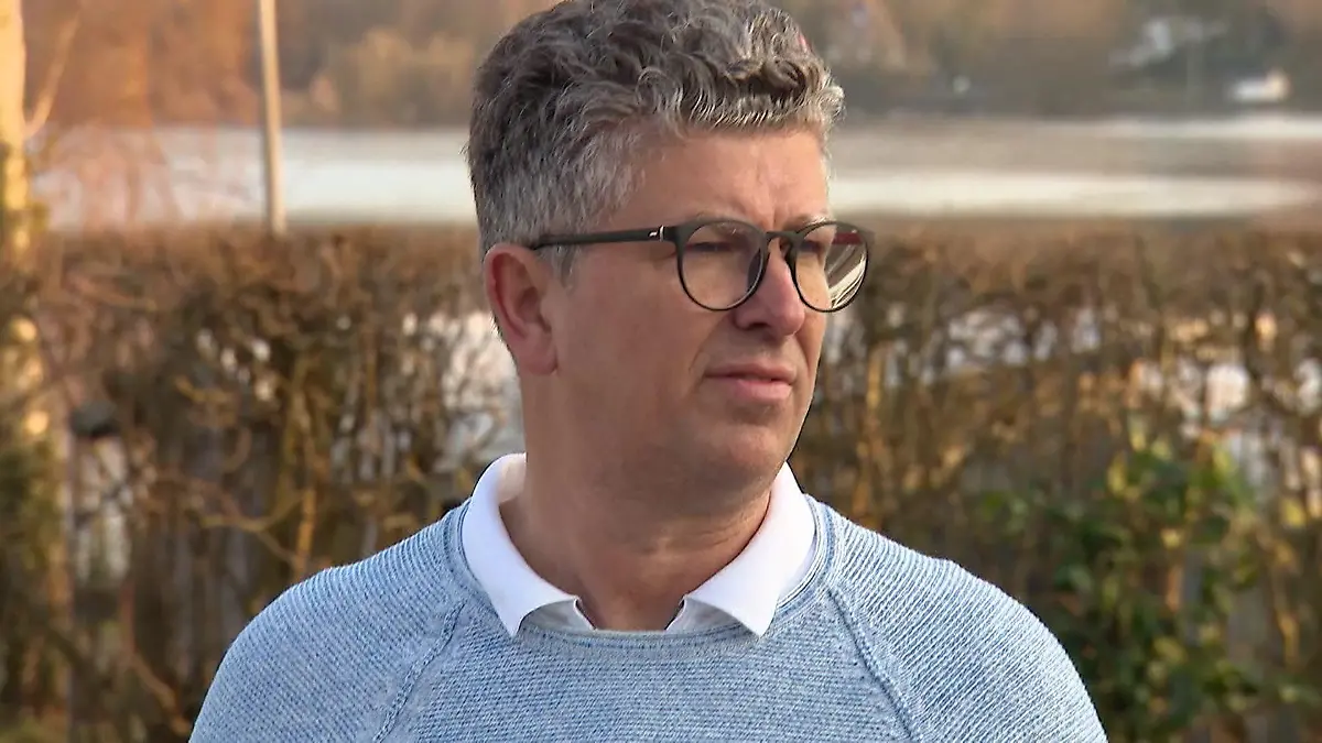 Vorsicht, Verwechslungsgefahr! Armin Laschet (CDU) und Boris Pistorius ...