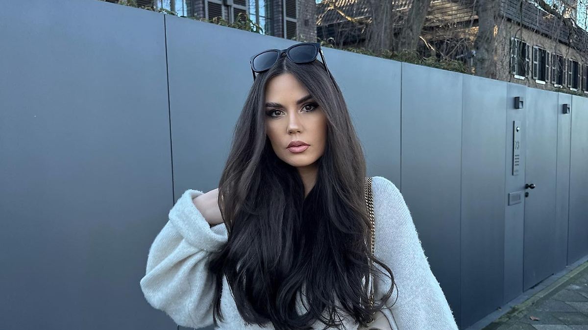 Frau von Bayer-Star Robert Andrich: Alicia Andrich packt über ihr Leben ...