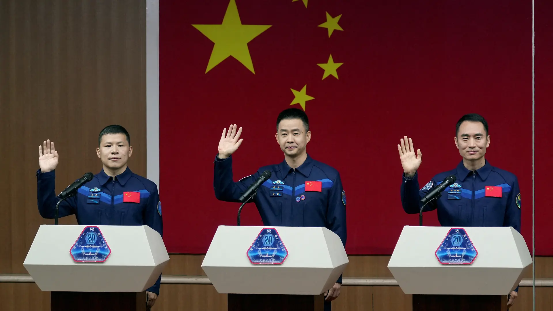 Chinas Astronauten sind zurück auf Erde