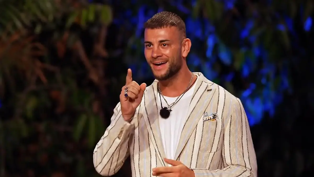 „Kampf der RealityAllstars” 2026: „Stück Scheiße” – Kader Loth und ...
